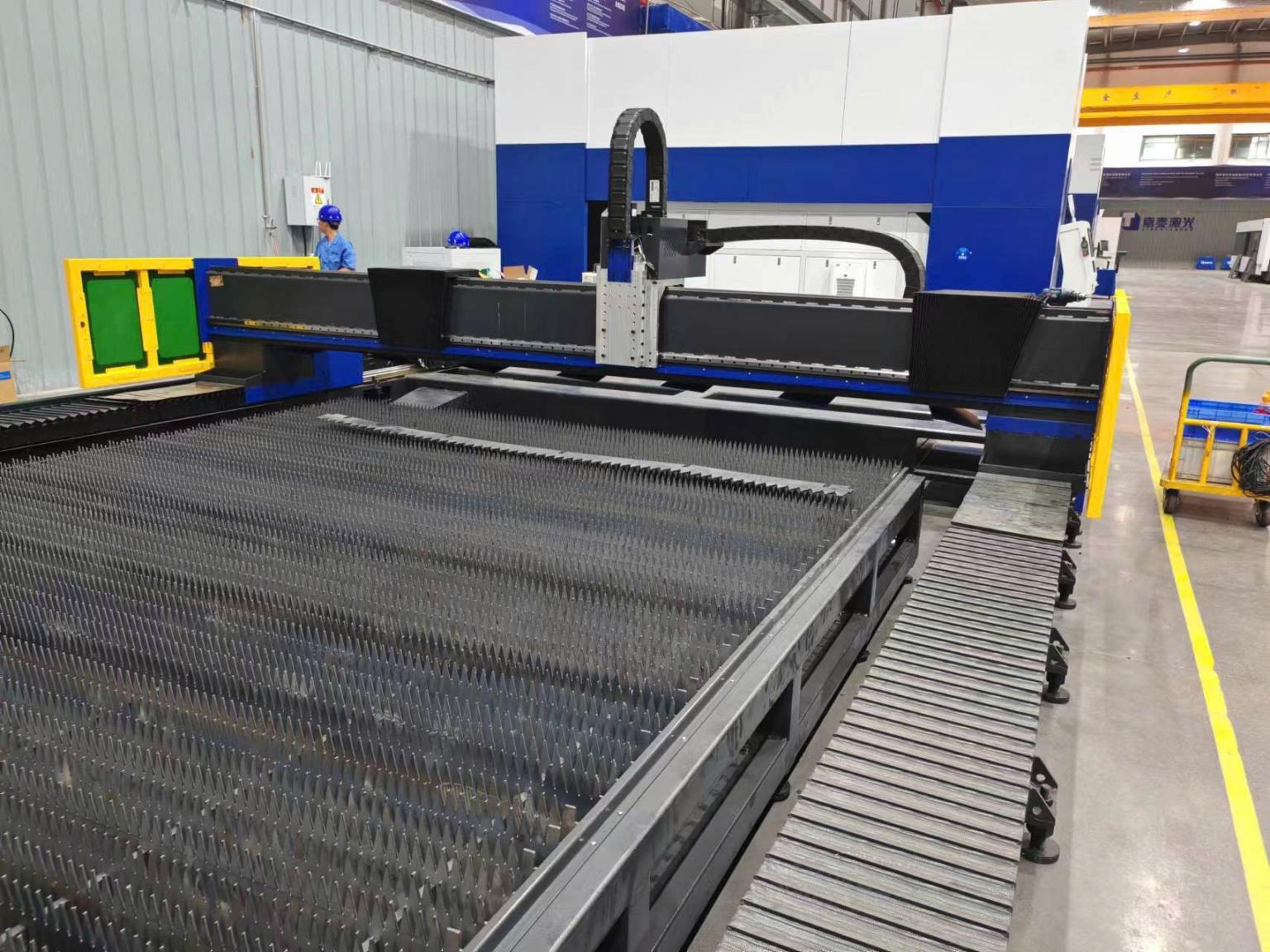 BRUCO 20KW FIBER LASER CUTTING MACHINE - Weldcom